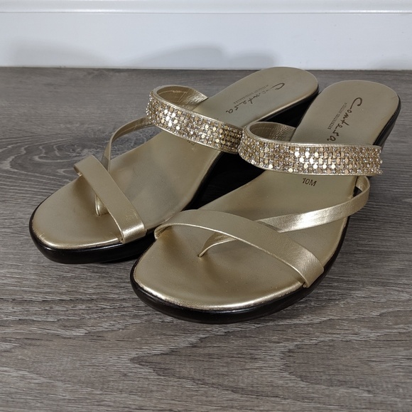 Comtesa | Shoes | Contesa By Italian Shoemakers Gold Wedges Italy ...